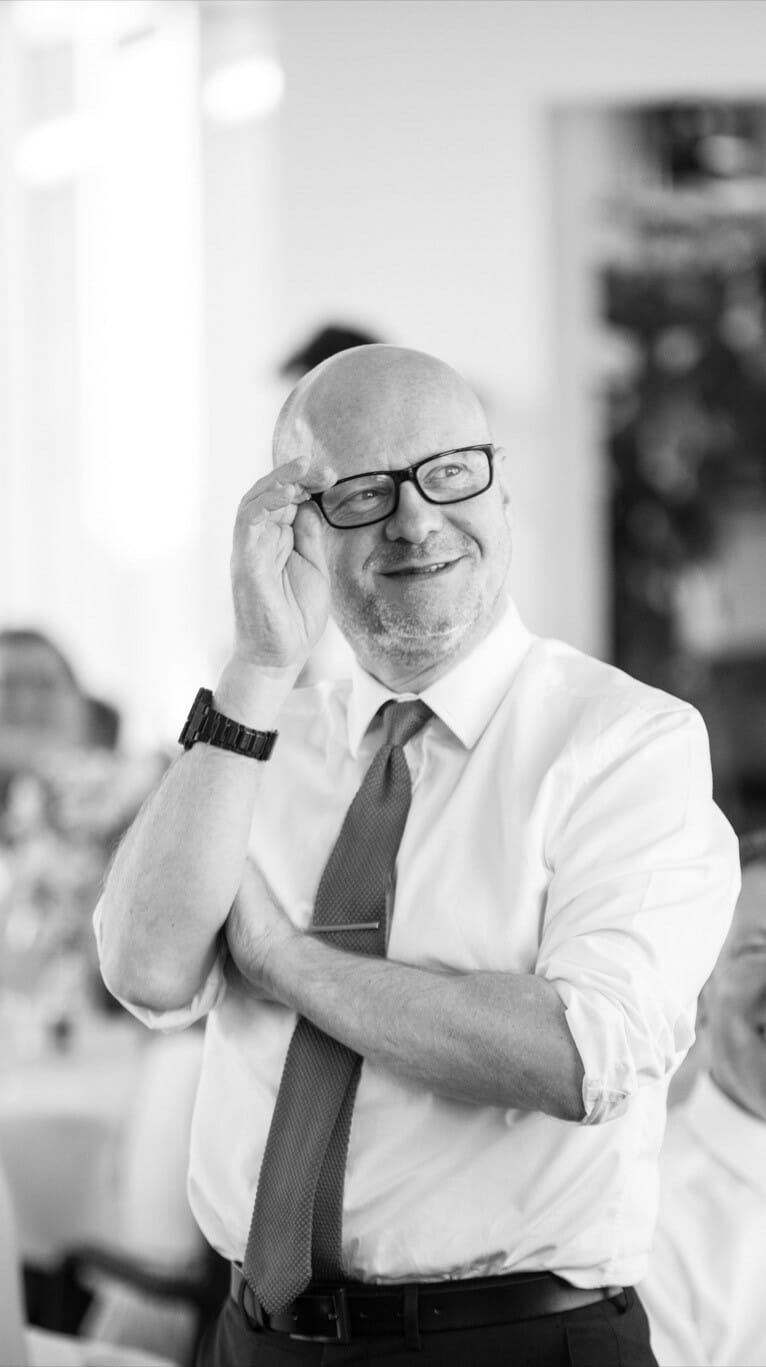 Dr Gordon MacLeod | Remembrance Book